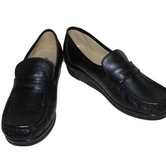 Softspots | Shoes | Softspots Black Leather Wedge Penny Loafers Size 9w ...